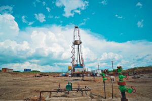 Secondary and Tertiary Oil Recovery Methods: In-Depth Guide